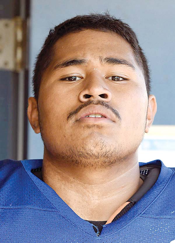 Sabers look to be ‘on the right track’ | News, Sports, Jobs - Maui News